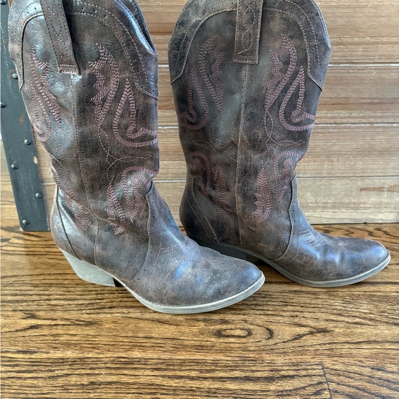 Sugar | Shoes | Sugar Distressed Brown Heeled Boots With Embroidery ...